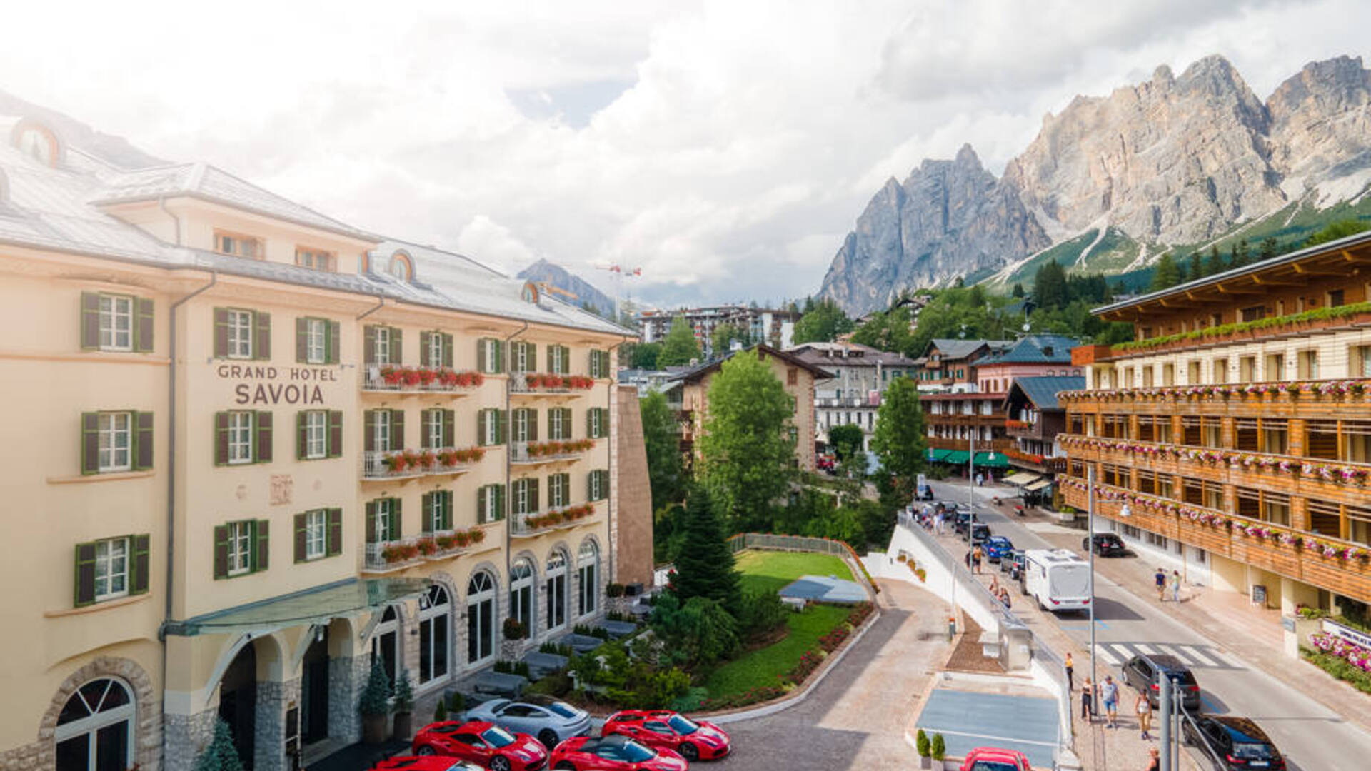 Grand Hotel Savoia - A five star hotel in Cortina - Italy | La Guida ...